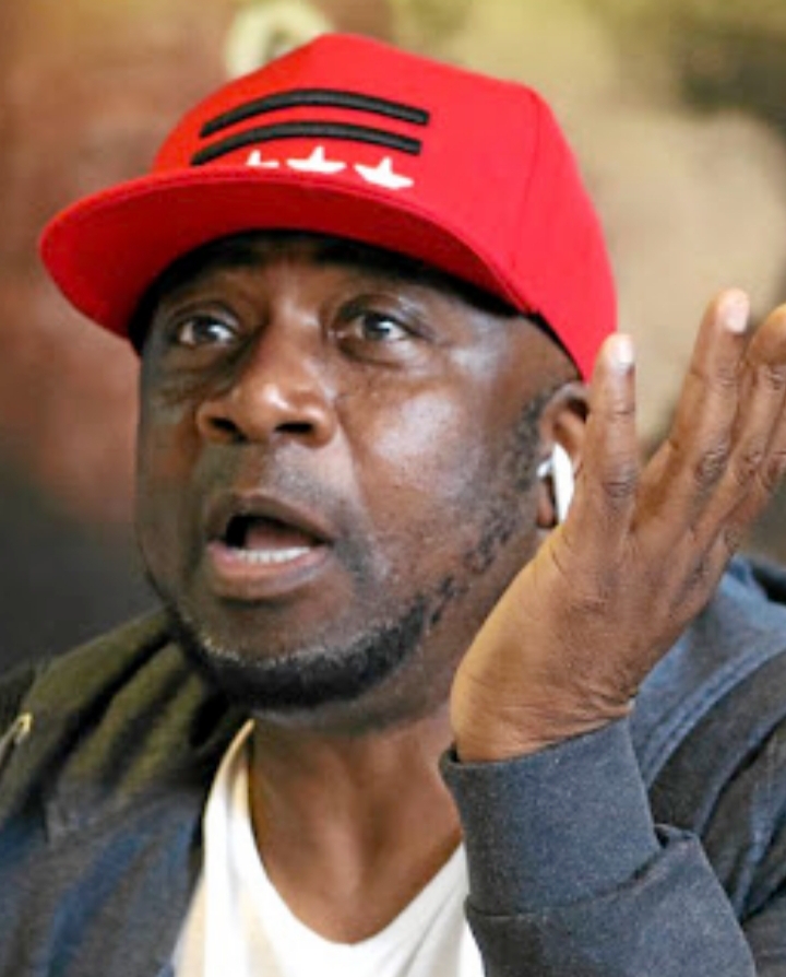 Chicco revealed as the person who visited Senzo's family